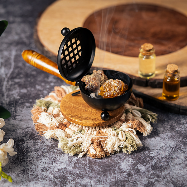 What Does Frankincense Smell Like : A Journey of Aromatic Wonder ...